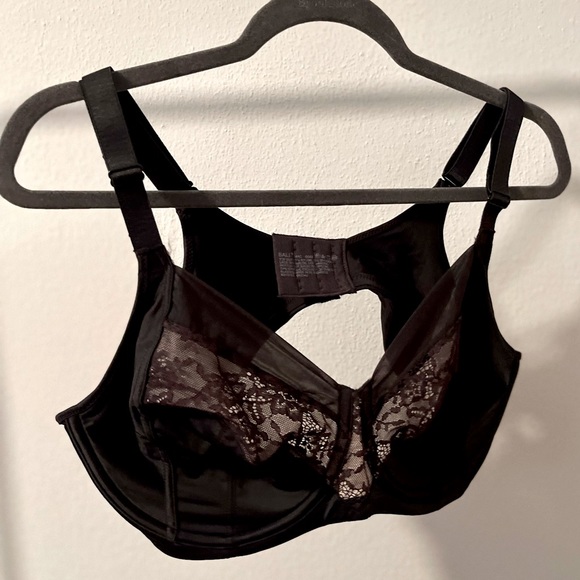 Bali | Intimates & Sleepwear | Bali Bra Black | Poshmark